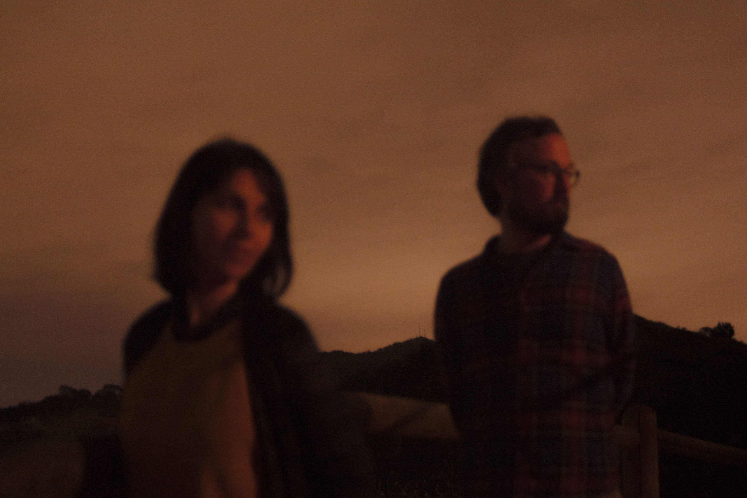 Zozo (The Konki Duet) et Domo (Domotic) reprennent "Blue Moon" d'Elvis ...