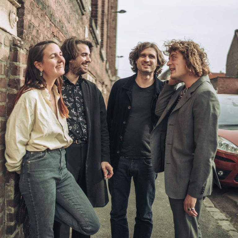 Pop Crimes : "My Friends", dernier arrêt avant le premier album - Section26